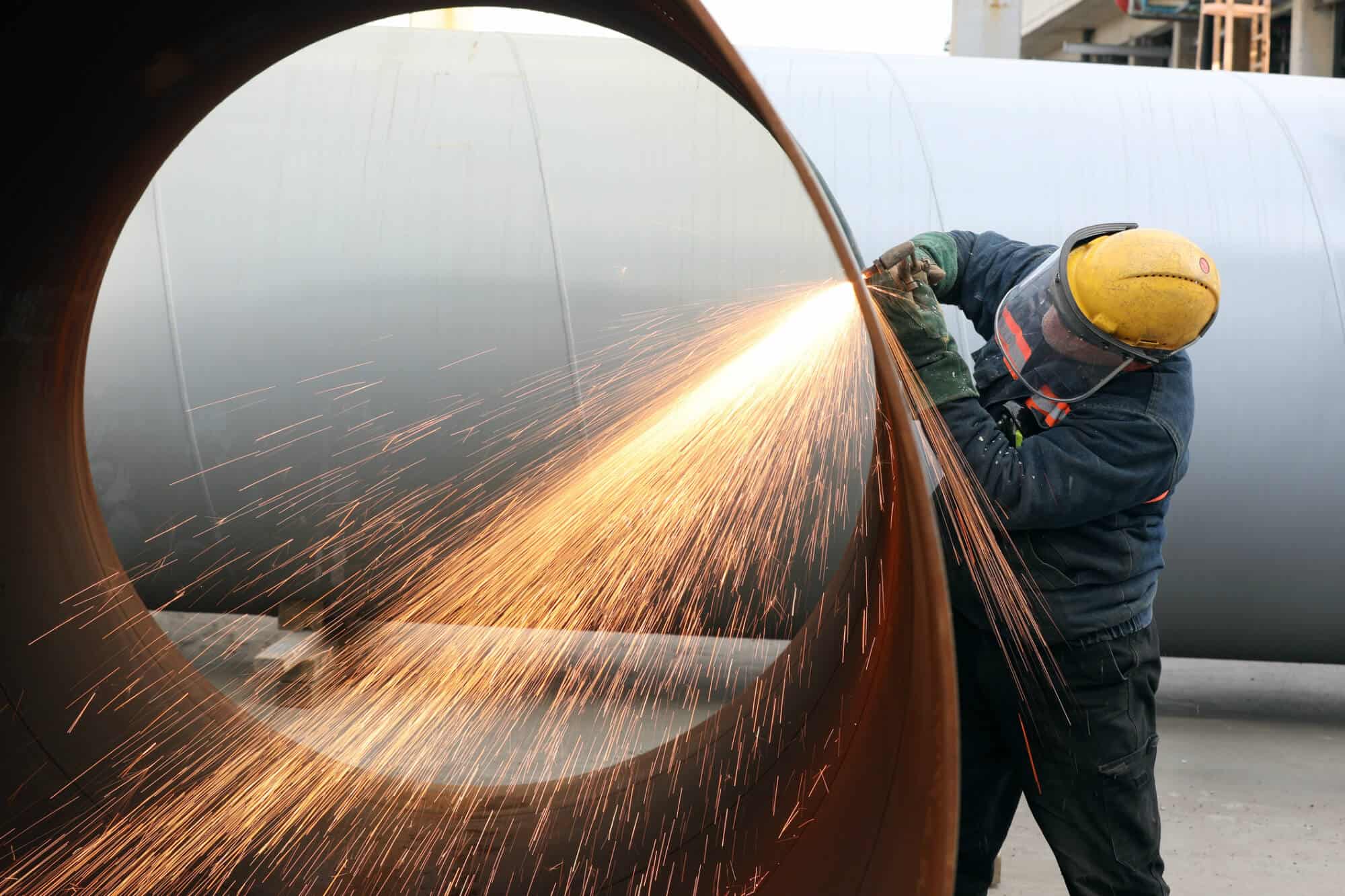 Why is Acetylene Critical in the Welding Industry? - nexAir