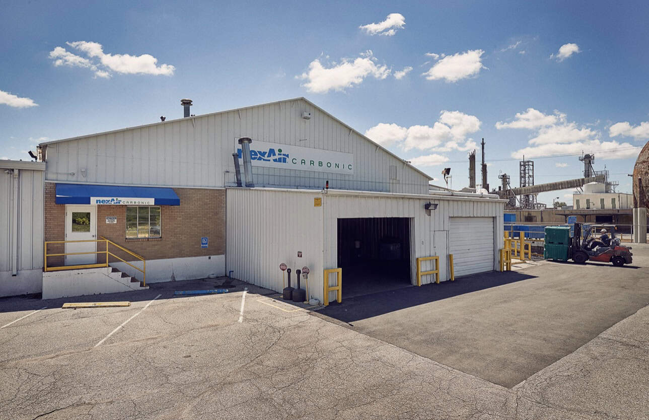 Innovative Cold Chain Solutions: Leveraging Dry Ice for Food ...