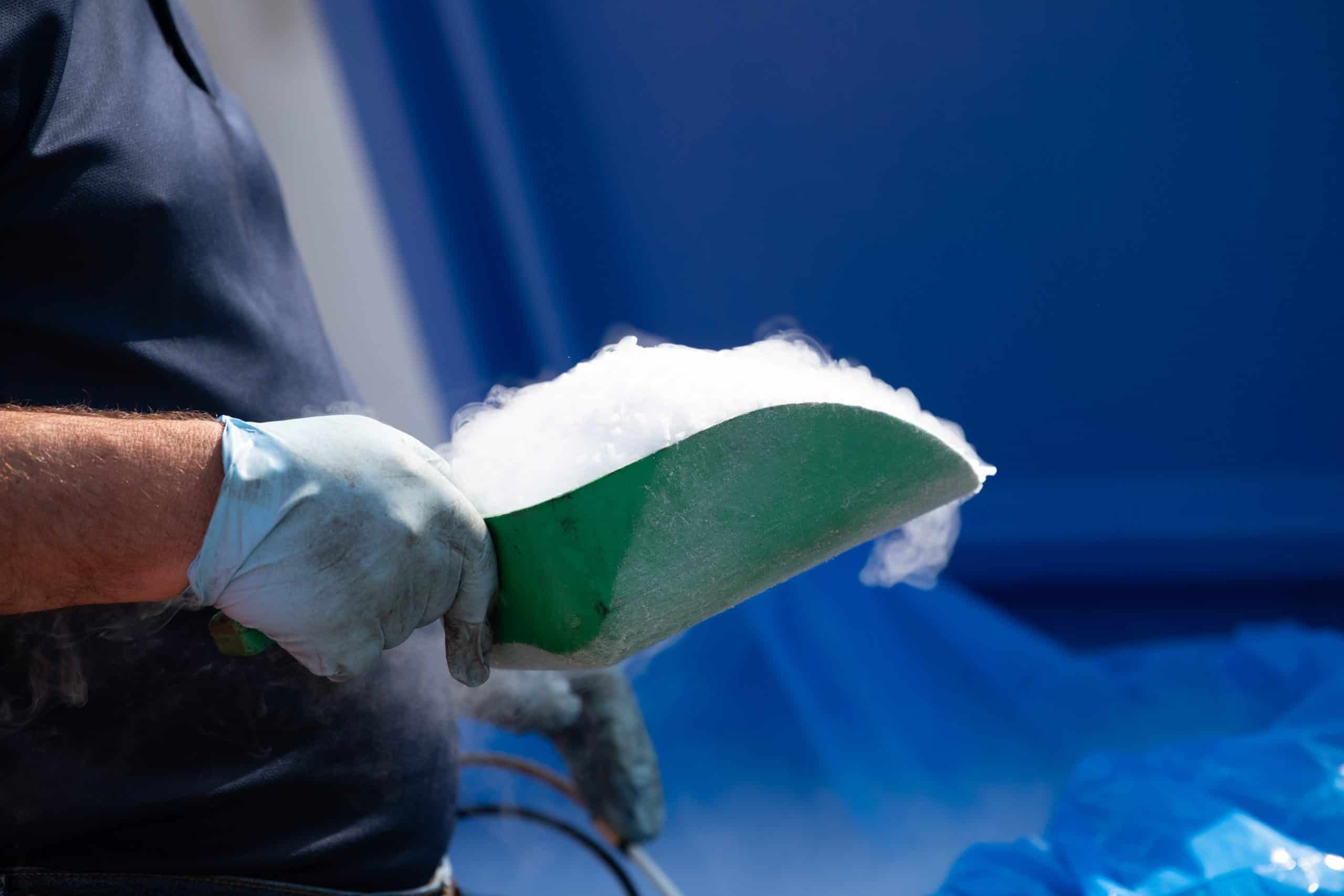 How Dry Ice Blasting Is Used in Manufacturing Facilities - nexAir